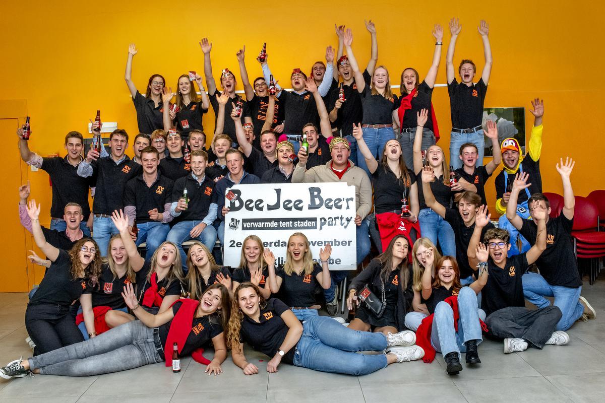 KLJ Staden organiseert walking dinner en Bee Jee Bee’r party - KW.be