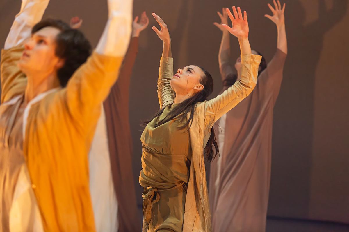 Dans-muziekvoorstelling ‘Particles of God’ van Isabelle Beernaert in ...