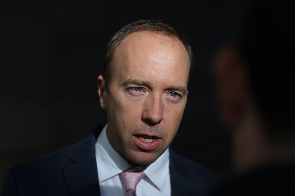 'Wie een Engelse kostschool heeft doorstaan, doet niet moeilijk over ...