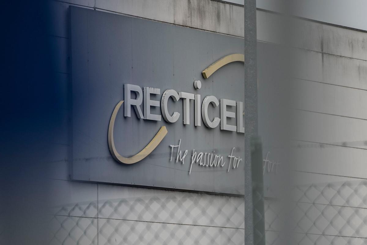 Recticel neemt producent van geïsoleerde panelen over - Trends Kanaal Z