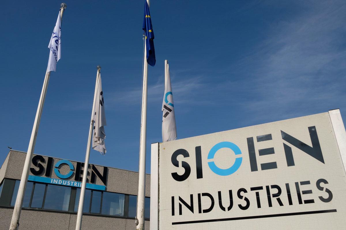 Sioen legt deel fabriek in Moeskroen twee weken stil - Trends Kanaal Z