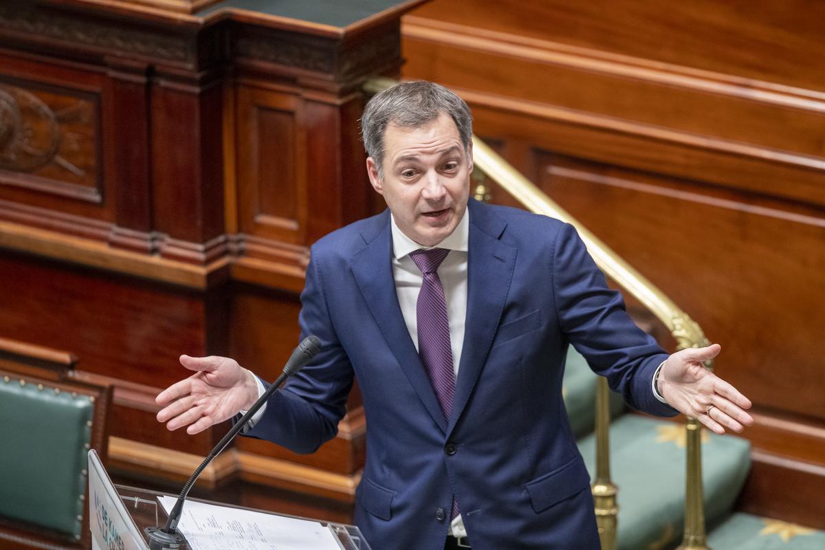 Premier Alexander De Croo zwaait ‘zijn’ oud-directeur en ex-schepen ...