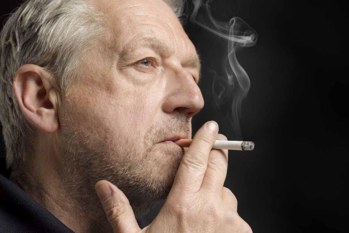 Près d'un quart de la population fume