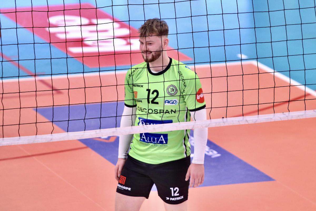 Thiemen Ocket pakt een punt met Decospan Menen in Roeselare: “De max ...