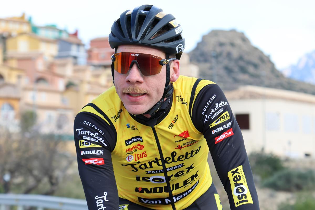 Maxime De Poorter stilaan klaar voor nieuw wielerjaar: “Hopelijk weer ...