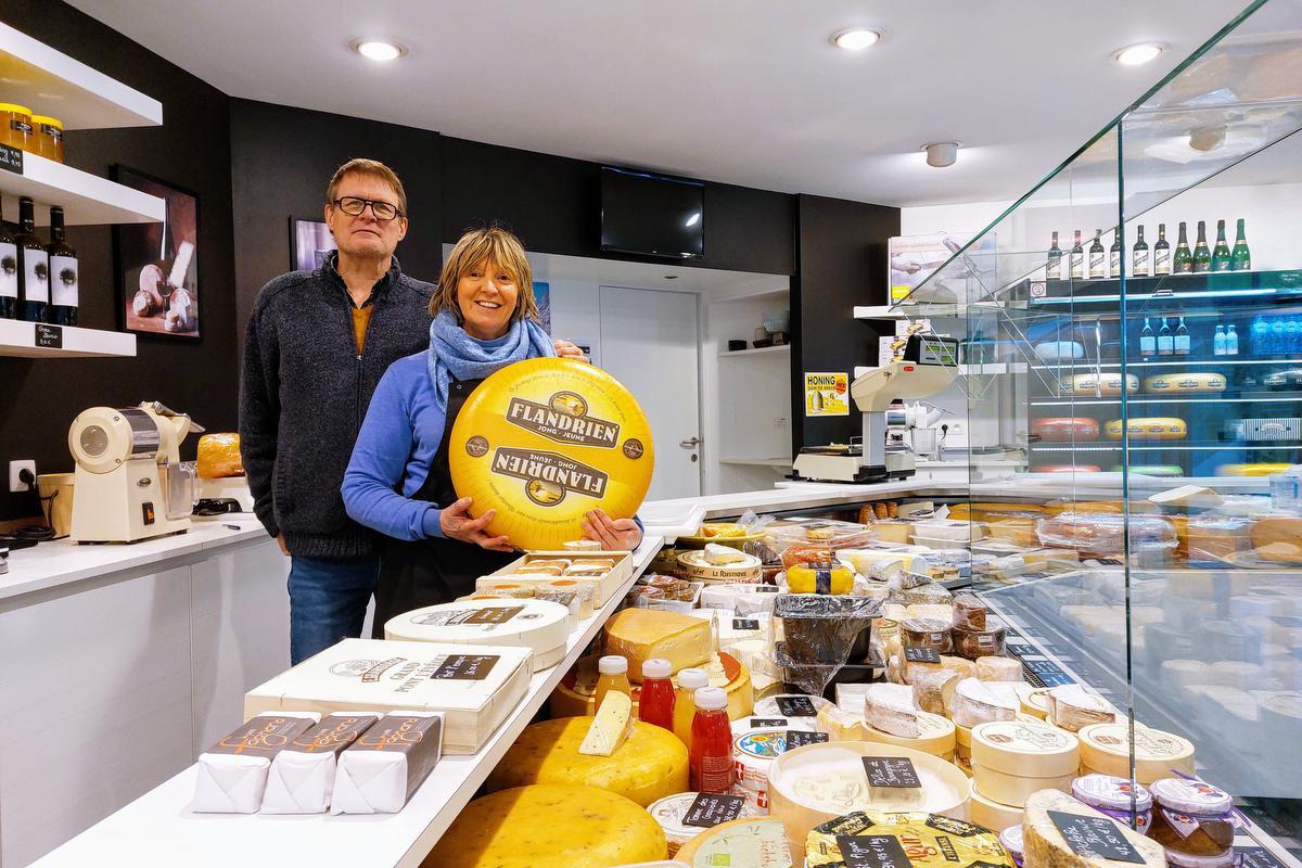 Jubileum voor De Kaashoek in de Wijngaardstraat: Brigitte verkoopt 40 ...