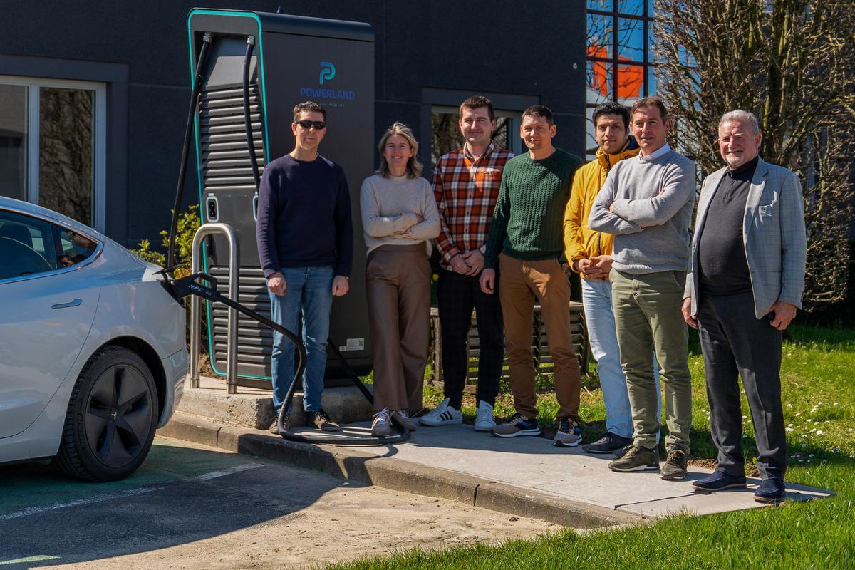 UnitronGroup en Soncotra plaatsen Hypercharger in Poperinge om ...
