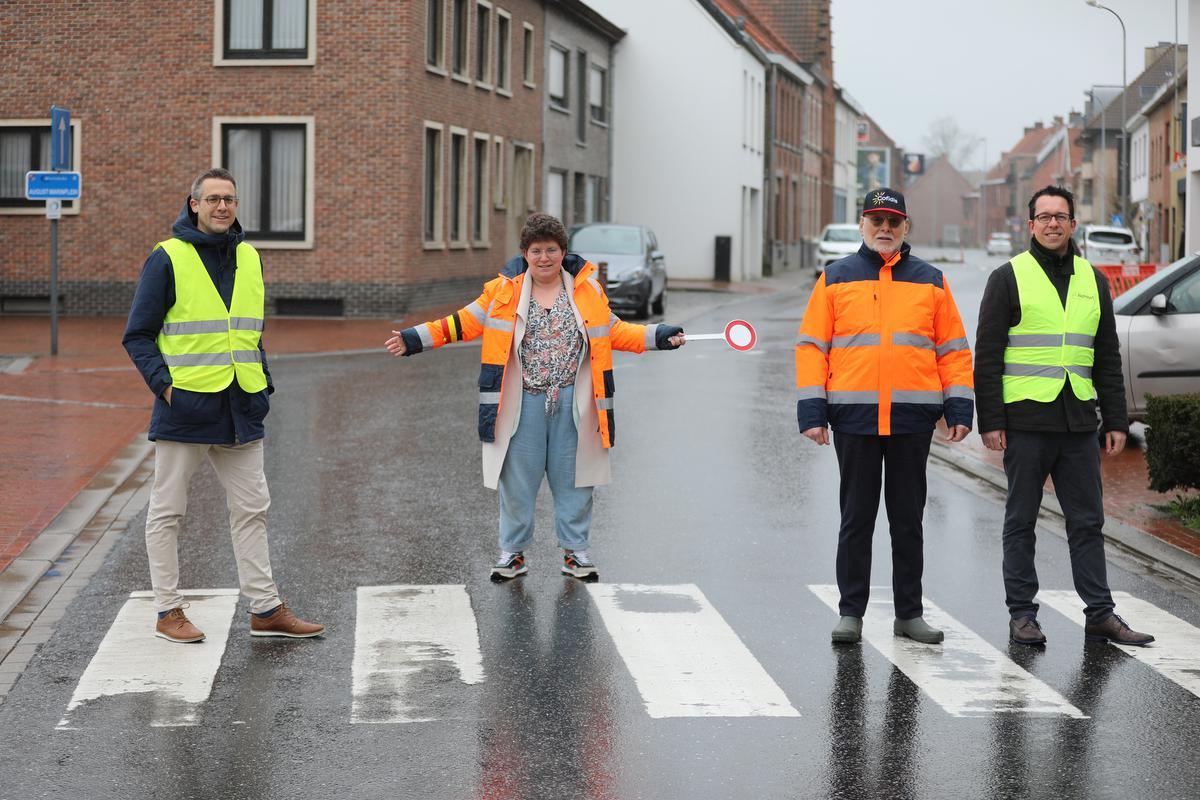 Viertal behaalt diploma gemachtigd opzichter - KW.be