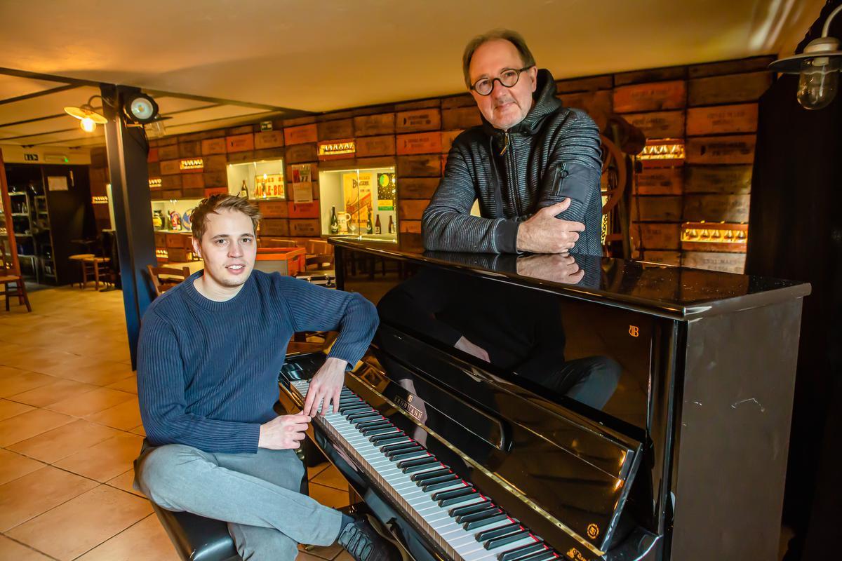 Bruggelingen Kobe Gregoir en Daniël Dehulster over hun nieuwe Izzy Jazz ...
