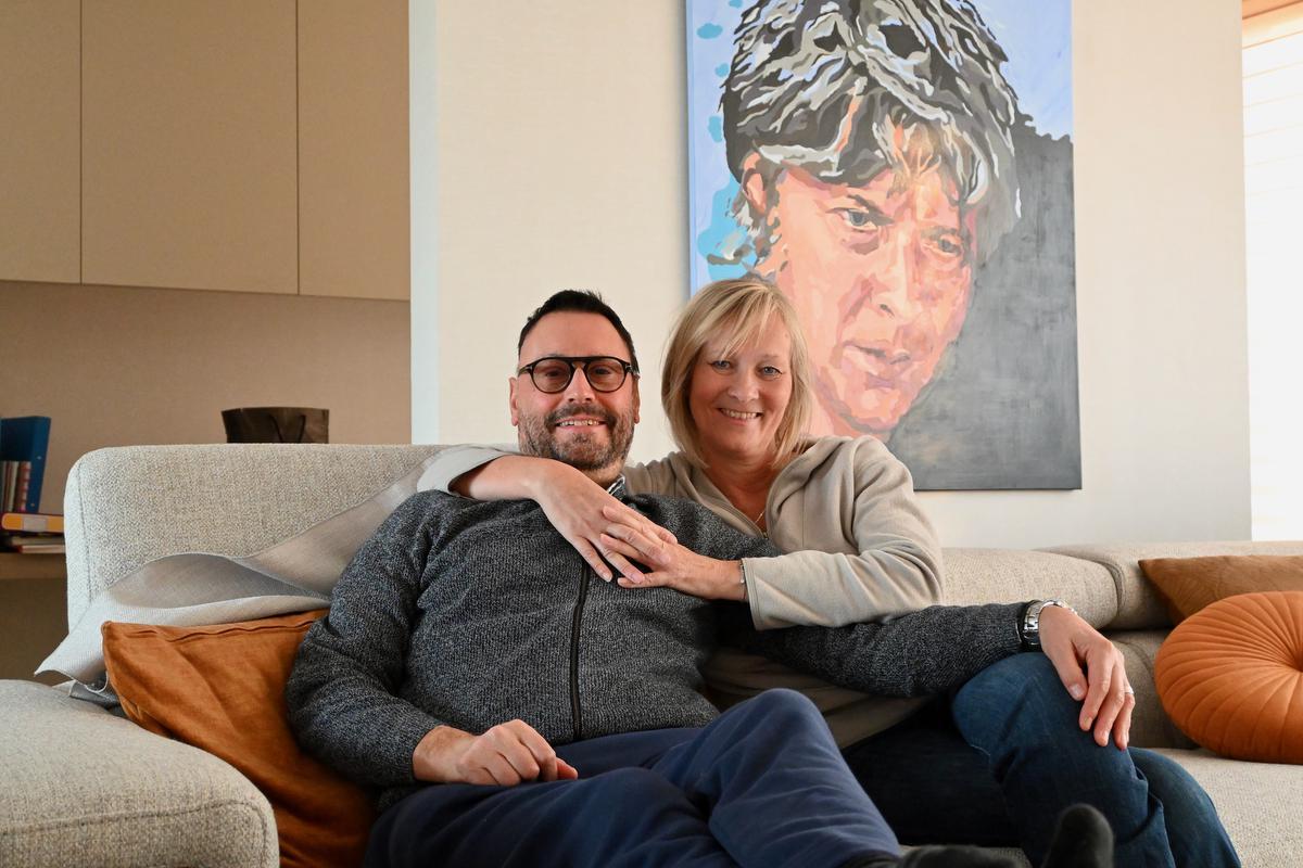 Geert heeft hersentumor, maar zingt nog eens voor publiek: “Op het ...