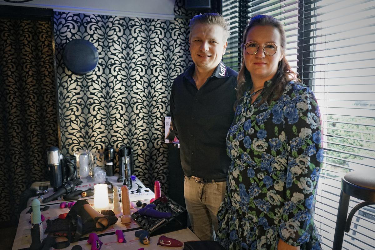 Dieter (35) en Deborah (36) werken met ‘Hott’ uniek én stout concept ...