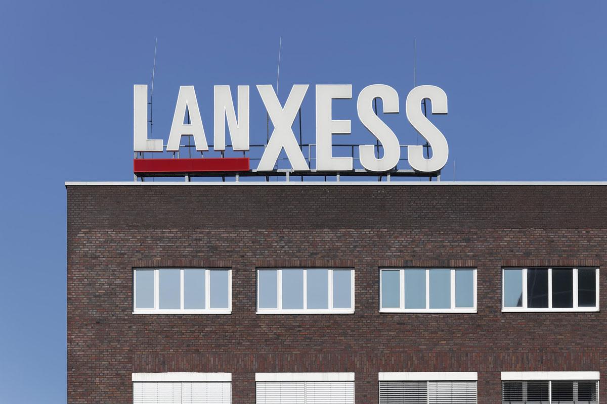 Chemiebedrijf Lanxess stelt winstverwachting bij, Belgische jobs blijven buiten schot - Trends ...