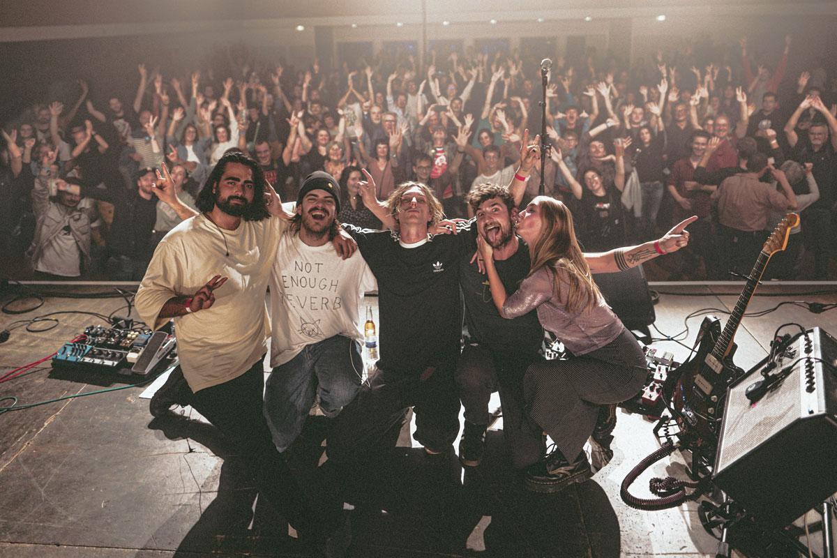 Op Franse tour met The Haunted Youth: ‘Als tiener dacht ik dat ik later ...