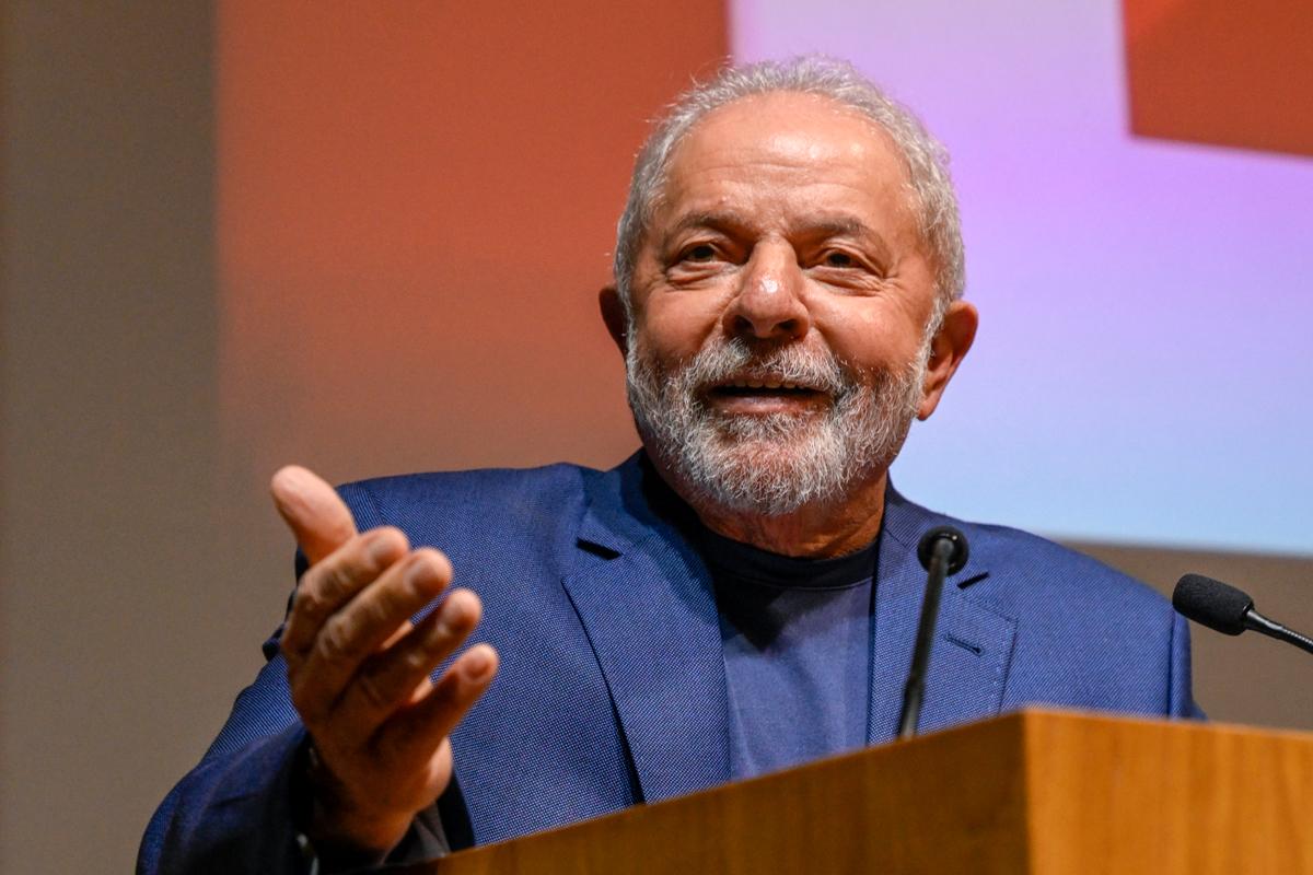 'Kan Lula Brazilië internationaal weer op de kaart zetten?' 'Kan Lula Brazilië internationaal weer op de kaart zetten?'