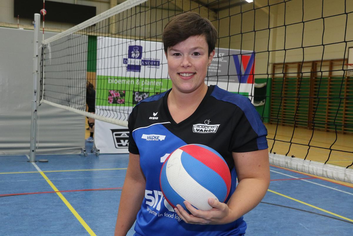 Sara Van Exem en Vlamvo Vlamertinge A verzekeren zich van promotie naar ...