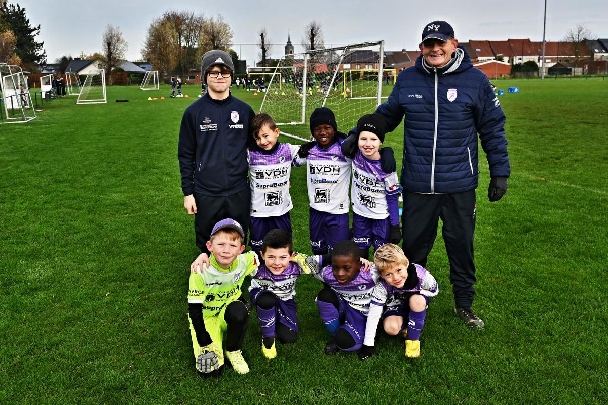 De U8 E van Racing Club Harelbeke - KW.be