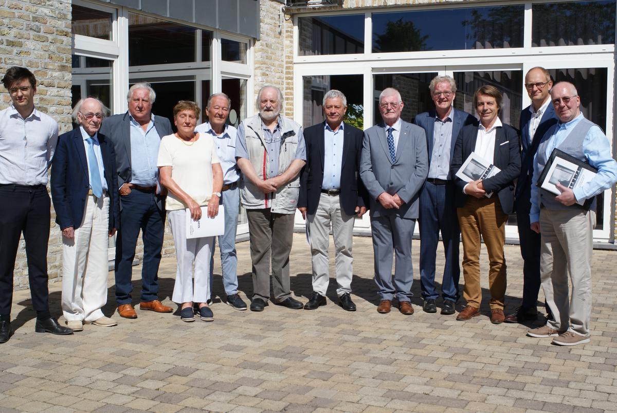 Vzw brengt 22 beeldhouwwerken van Cyriel Verschaeve naar Alveringem - KW.be