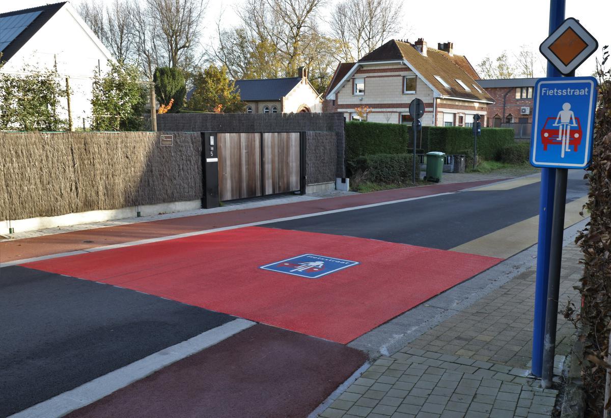 Koksijde wil 10 kilometer lange fietsstraat uitbouwen - KW.be