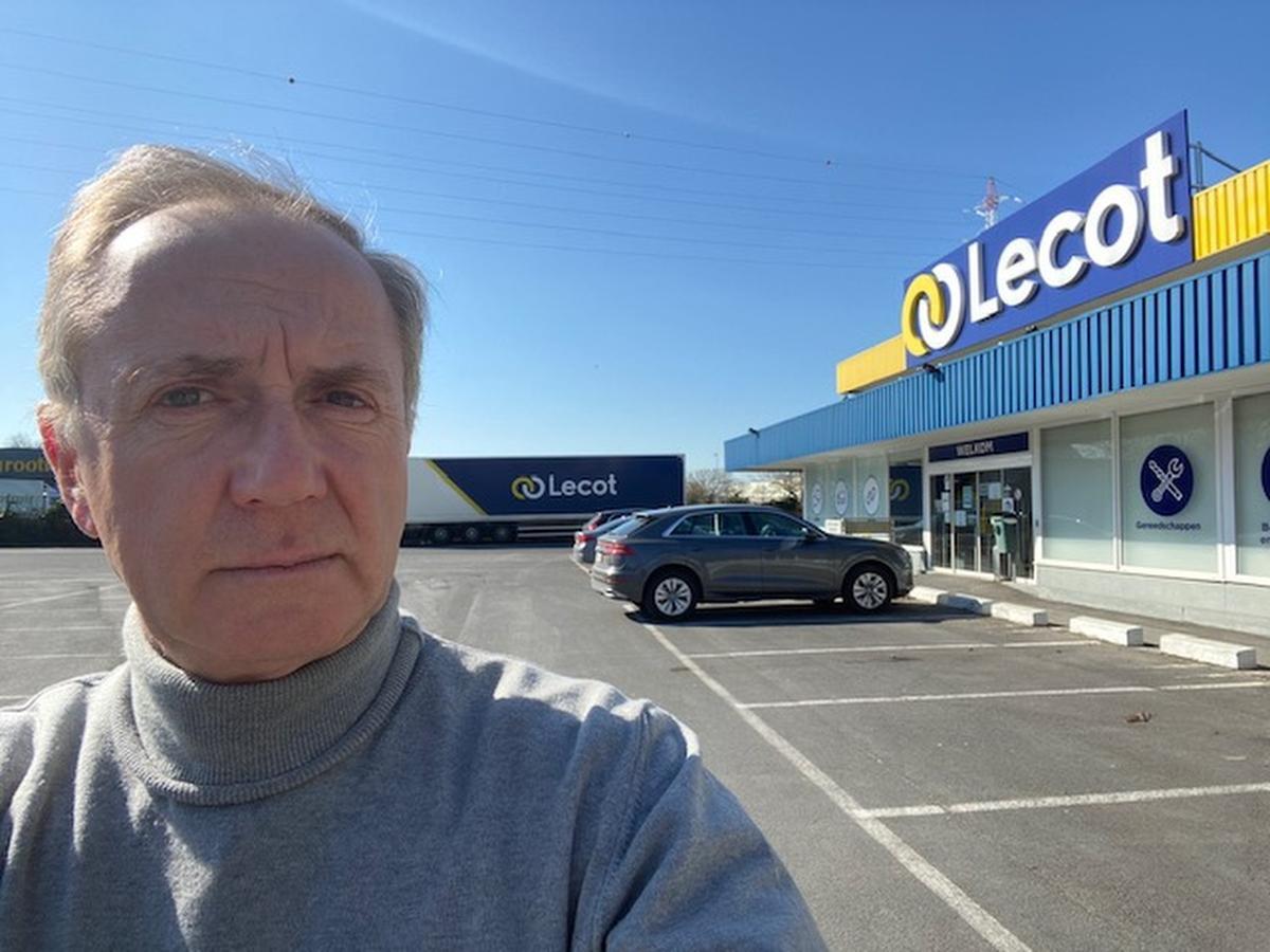 Lecot Heule schenkt 2.000 mondmaskers aan ziekenhuizen - KW.be