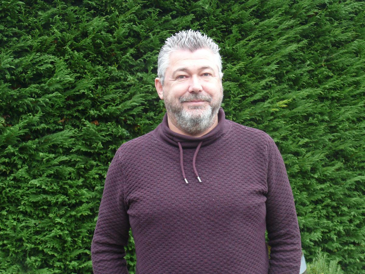 Rik Bouckaert is de nieuwe coach van FC Veldegem: “Op zijn minst behoud ...