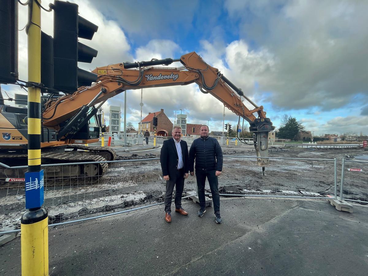 Grootse werken aan kruispunt Zandvoordebrug in Oudenburg gestart, hou rekening met omleiding - KW.be
