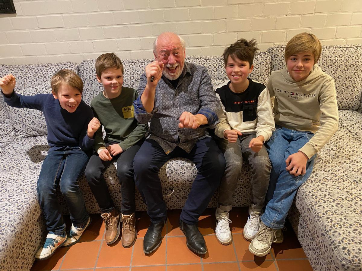 Ook de jeugd is trouw op post tijdens de nieuwe show ‘Bis Bis Bis!’ van ...