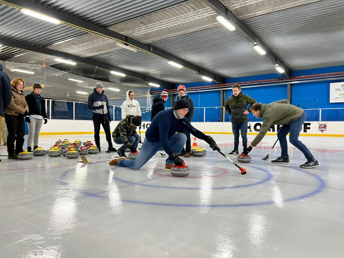 Eén van de voorrondes van de Curling Beker van België vindt plaats in ...