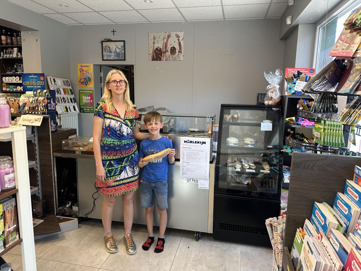 Krantenwinkel Harlekijn in Beernem verkoopt nu ook broodjes: “Veel ...