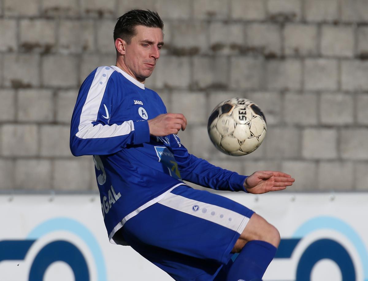 SV Ingelmunster hengelt nog een grote vis binnen: spits Timothy Van de ...