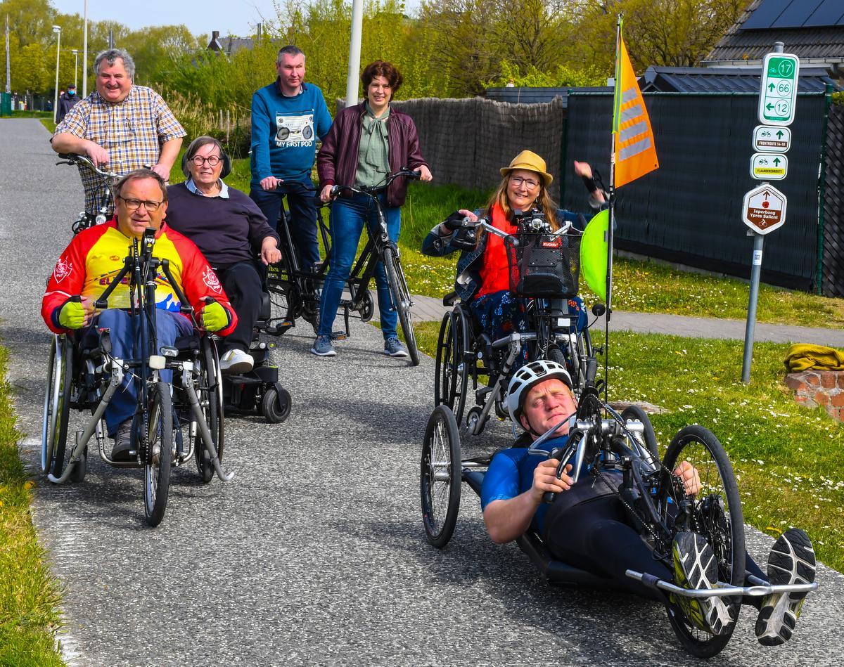 Ieperse Toegankelijkheidsraad met rolstoelparcours op de Dag van de ...