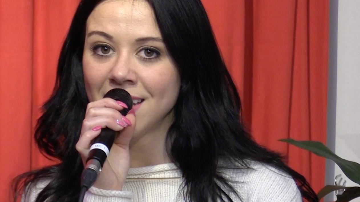 CoverGirl: Eyo van K3 door Laura Aussems