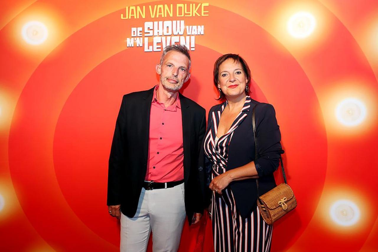 IN BEELD - Feestelijke première ‘Jan Van Dyke – De Show van m’n Leven ...