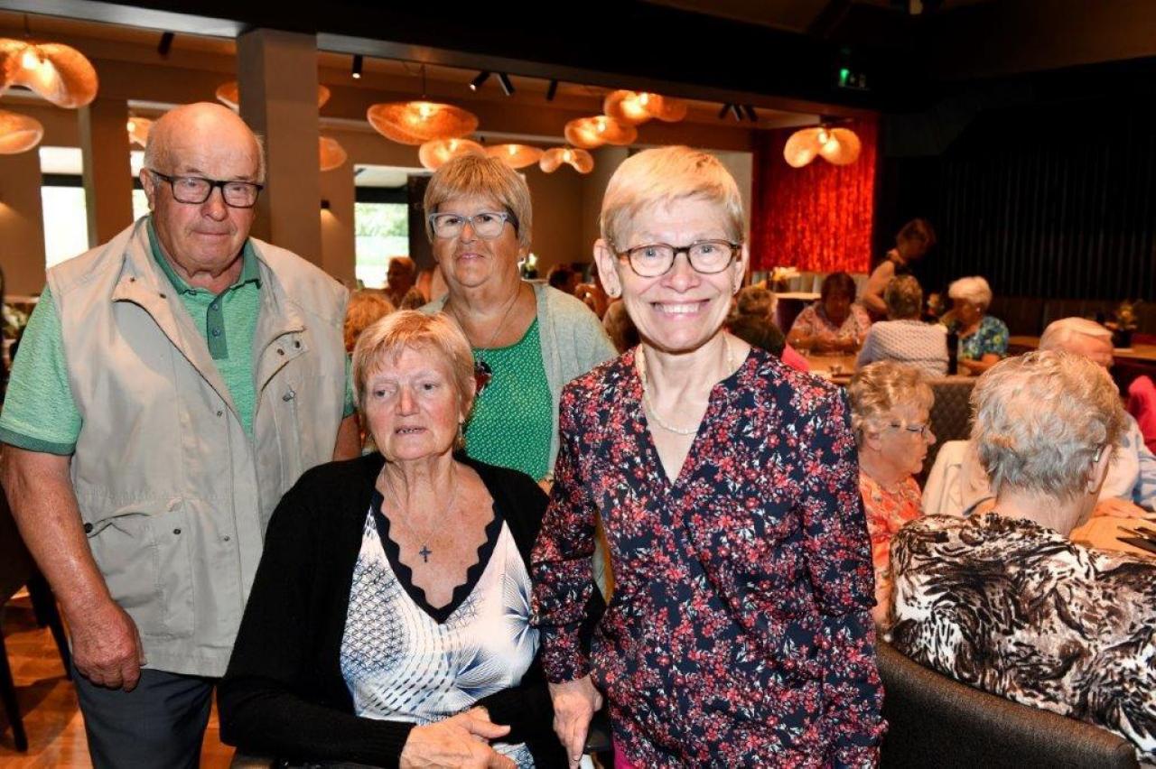 IN BEELD – Gezellige dag met toffe optredens in Etropal in Lauwe - KW.be