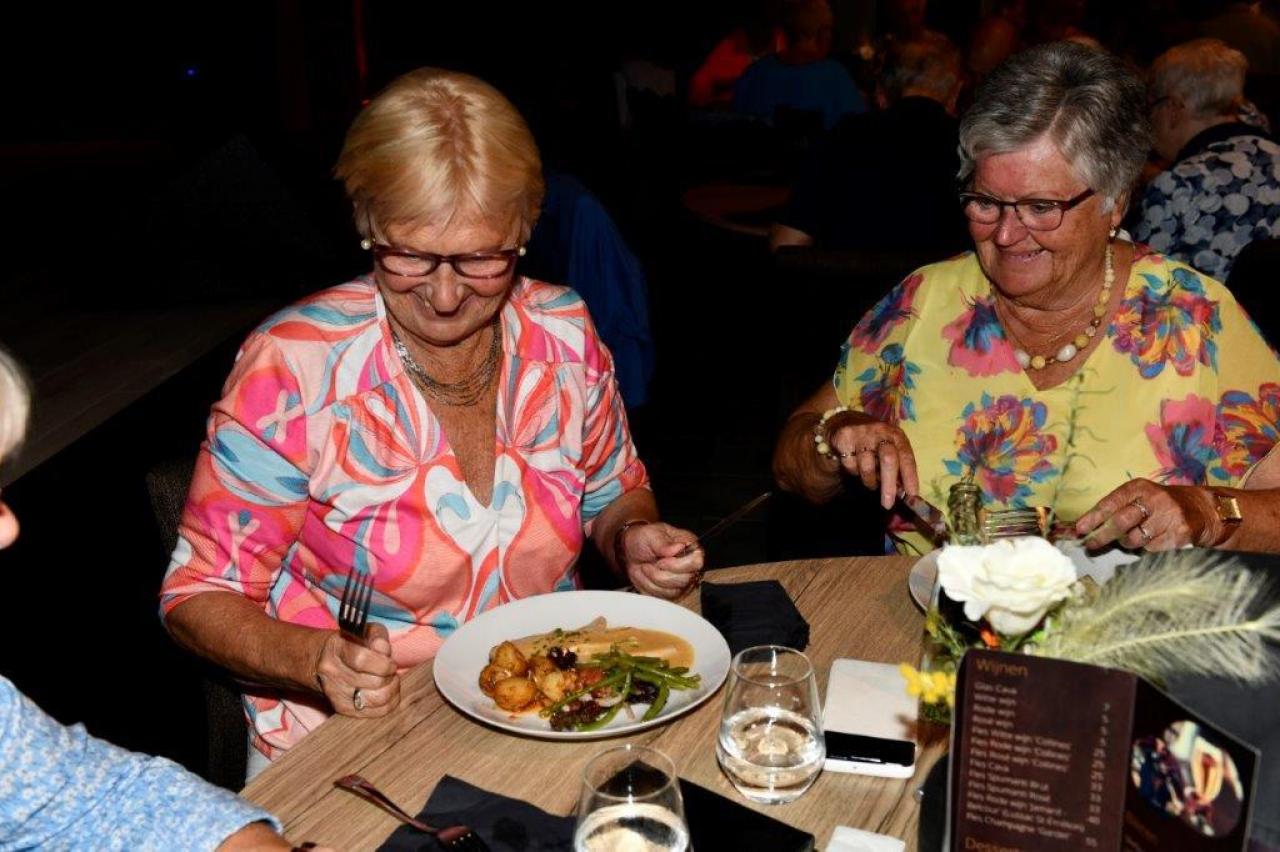 IN BEELD – Gezellige dag met toffe optredens in Etropal in Lauwe - KW.be