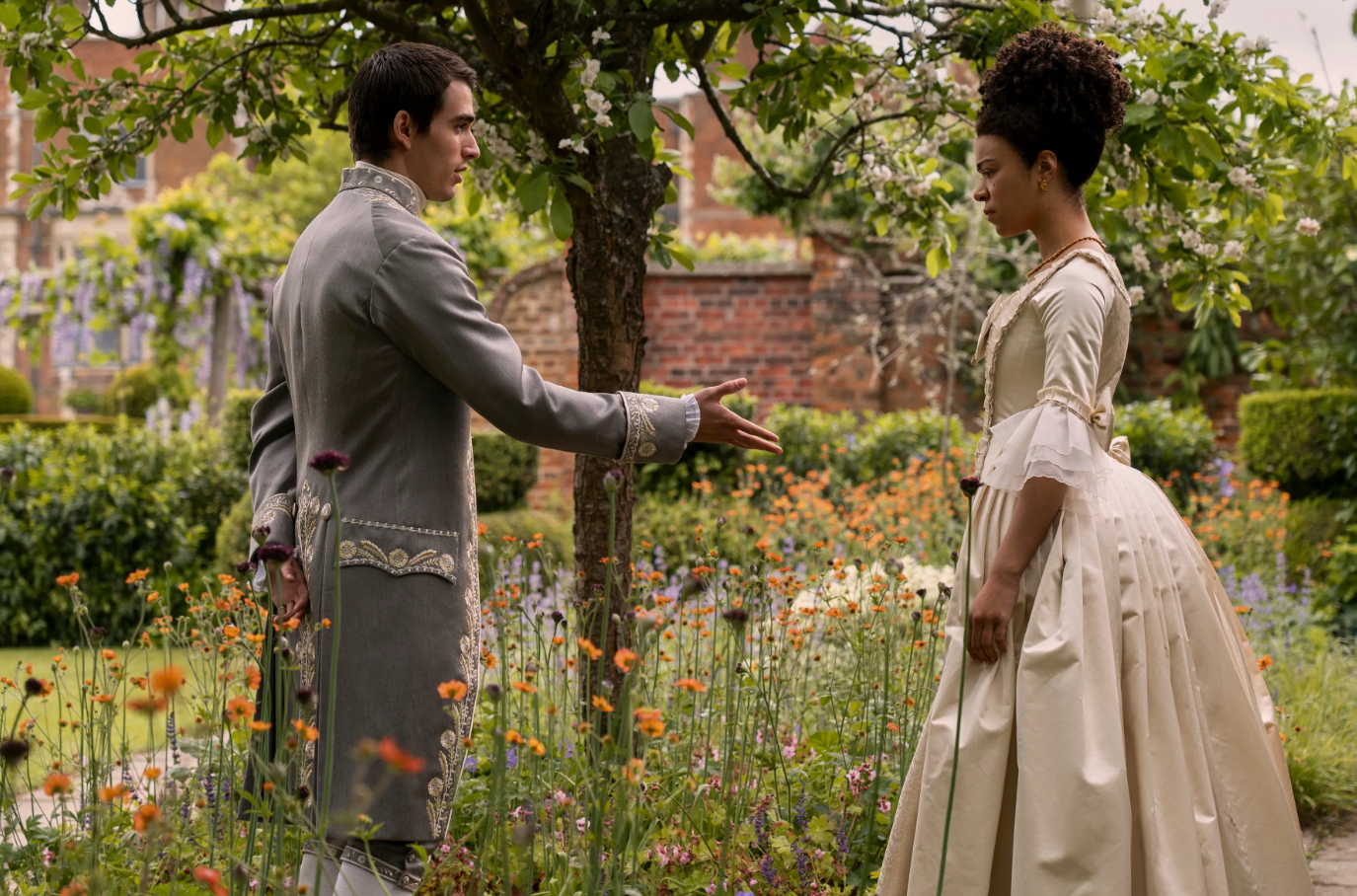 BRIDGERTON: Netflix dévoile des photos du spin-off