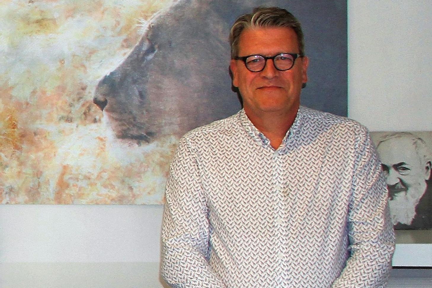 Bart Debo exposeert werken in Hadlow: "Met foto's iets unieks brengen ...