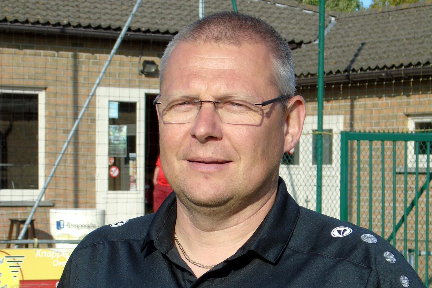 Trainers over topper Eendracht De Haan - SK Eernegem (3B) - KW.be
