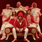 3 comédiennes du groupe Skit Box sortent un clip génial sur les règles