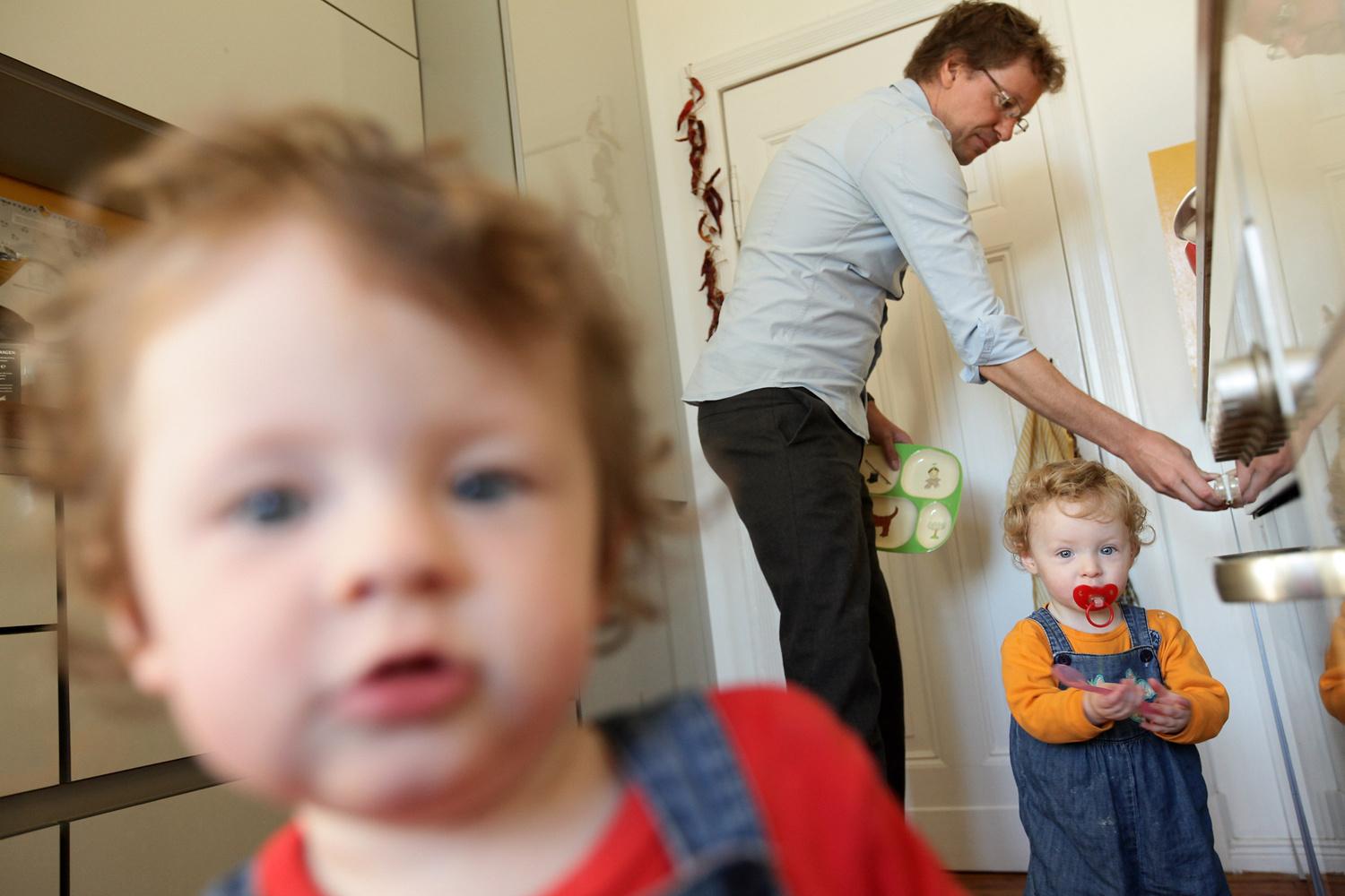 Attention aux aimants avalés par les enfants