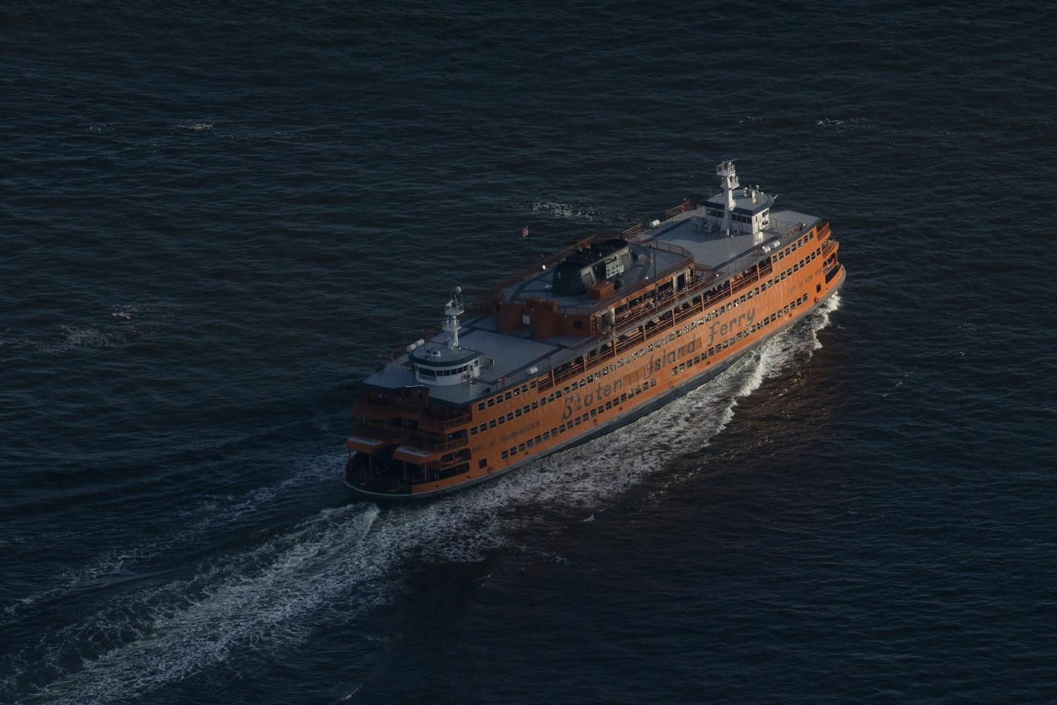 Le John F. Kennedy, ferry emblématique de New York, sauvé par deux ...