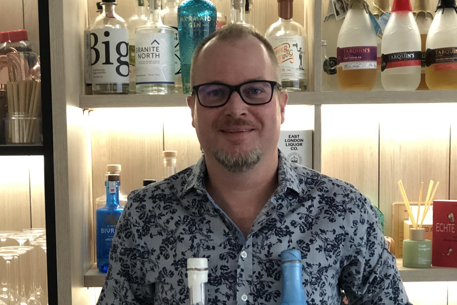 Gin van Kurt nu ook via eigen webshop ‘Bottles on Board’ - KW.be