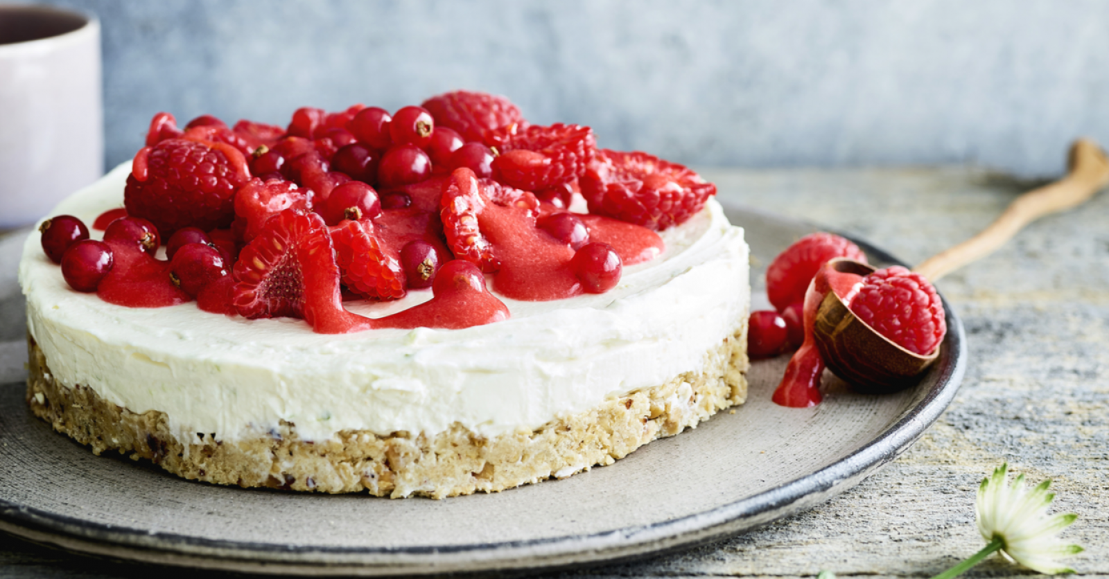 Recette: cheesecake léger aux flocons d'avoine et aux fruits rouges