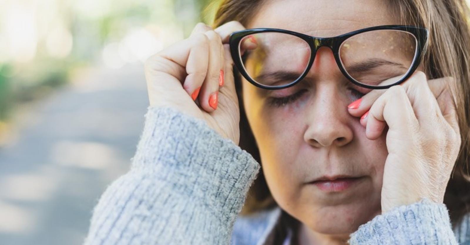 Droge ogen? Deze eenvoudige tips kunnen helpen! - Libelle