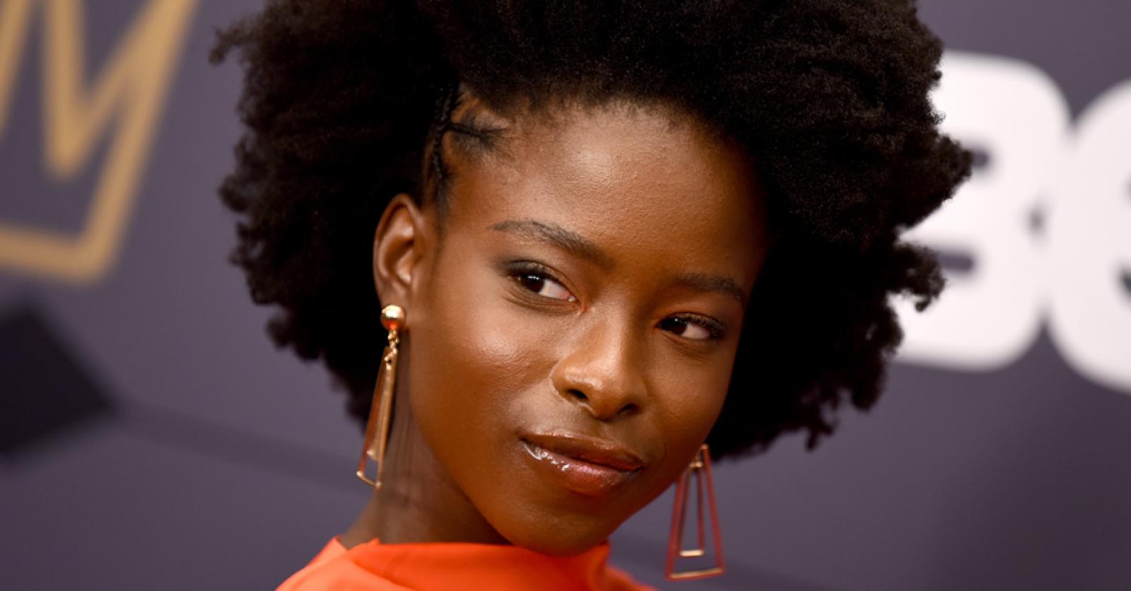 ELLE NOUS INSPIRE: Amanda Gorman, jeune poétesse militante de 22 ans