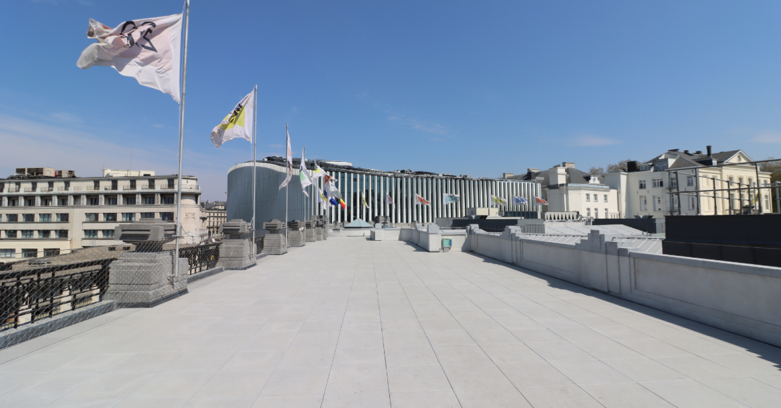 Un rooftop ouvre sur les toits du Bozar à Bruxelles
