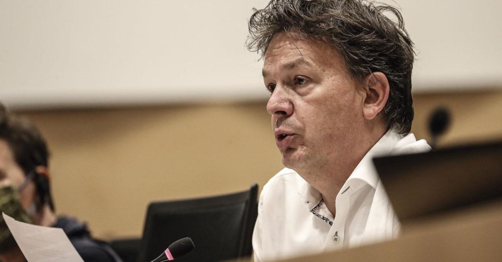 'Laat ethische hackers los op de nieuwe eID's'