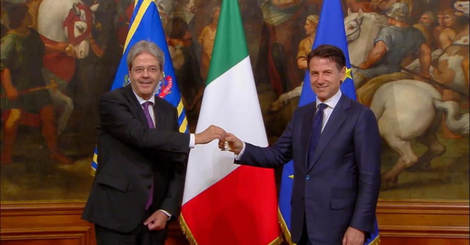 Conte legt eed af in Italië