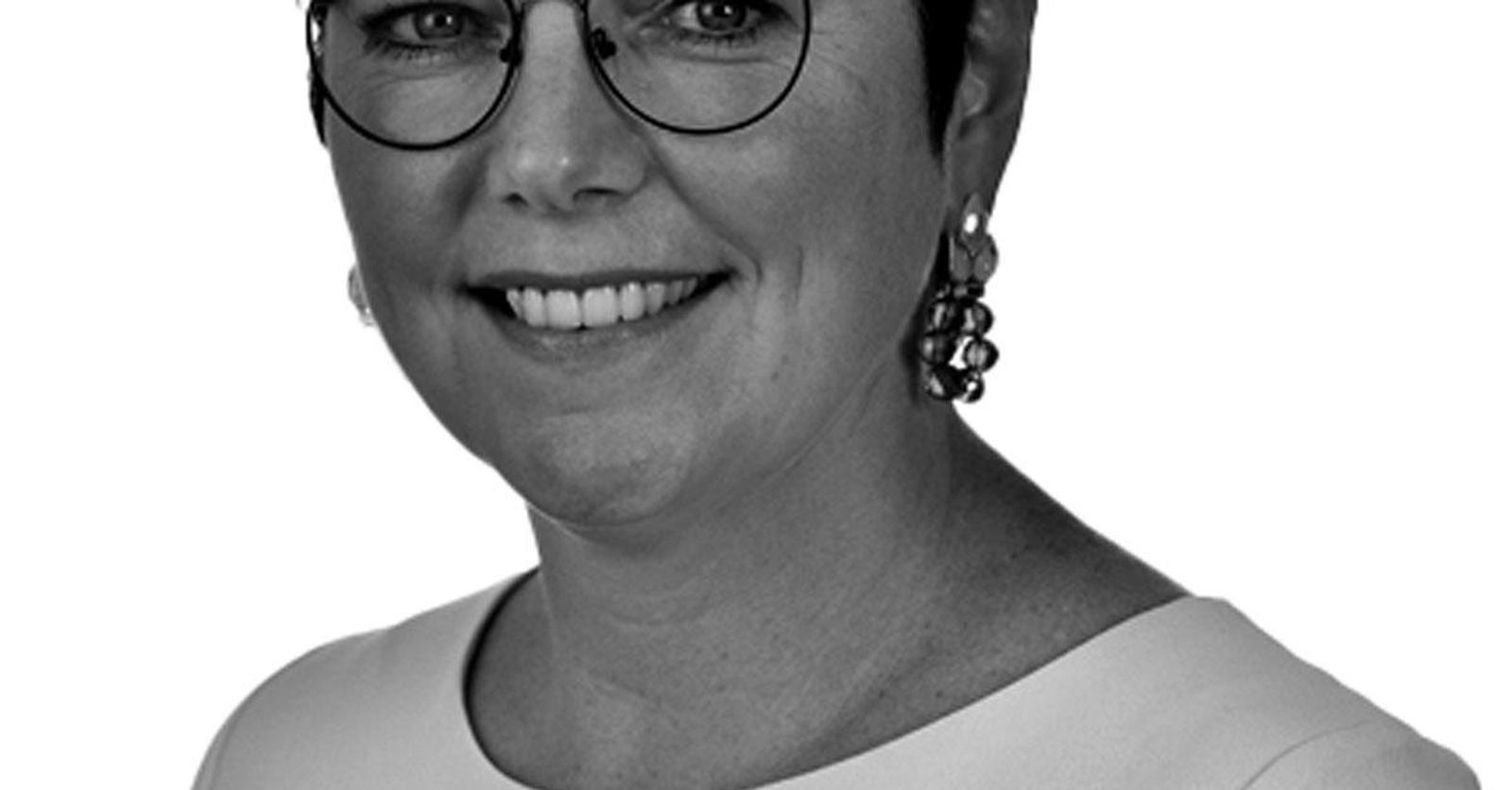 Leen Dierick Wil zonnebanken verbieden