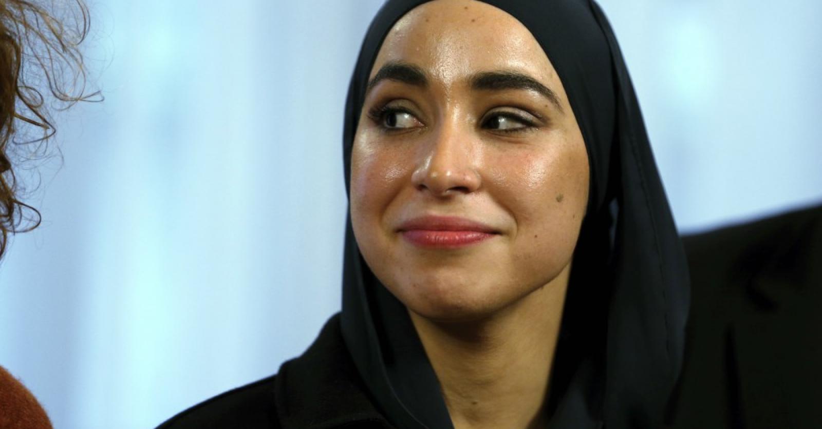 Hafsa El-Bazioui: 'Hoop dat N-VA haar standpunt over hoofddoeken heeft ...