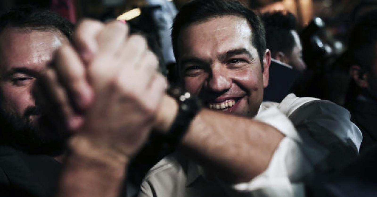 1 jaar OXI: Hoe Alexis Tsipras, de 'linkse Thatcher', van nee een ja maakte